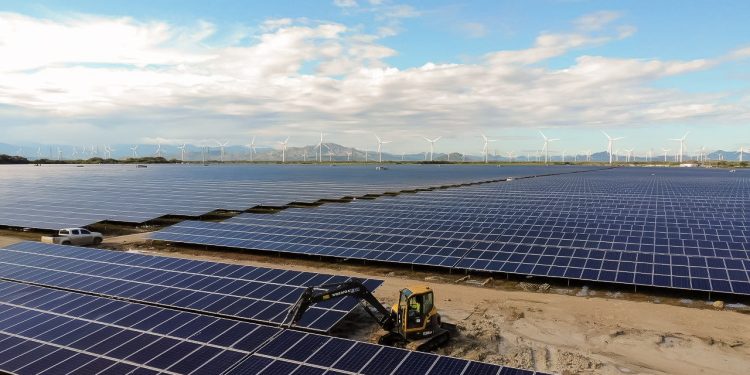 Entra en operación el parque solar fotovoltaico más grande de ...